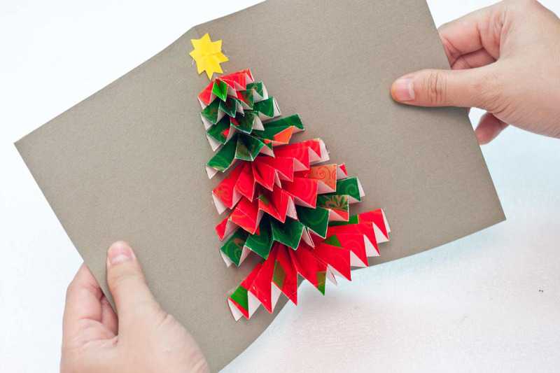 How to Create a Cute Pop-Up Christmas Tree Card